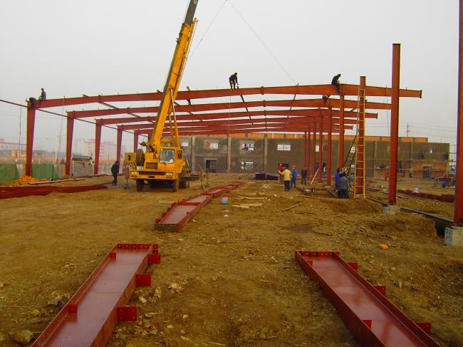 Gable Frame Steel Structure Construction 60 X 40 X 8 M For Warehouse Frame